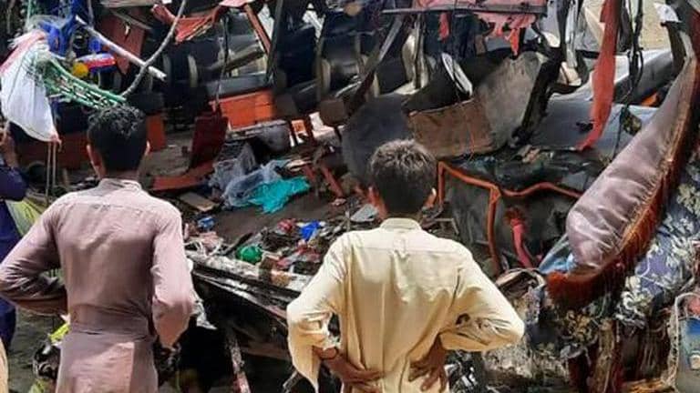 8 killed, 10 injured in road accident in Pakistan's Punjab province ...