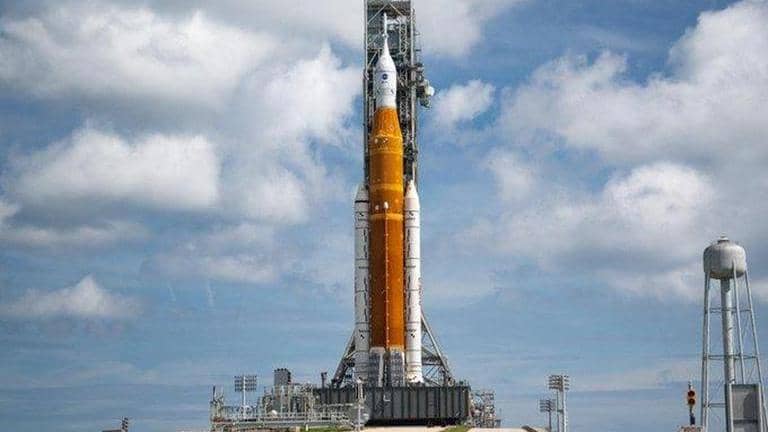 NASA's SLS rocket for Artemis 1 passes pre-launch fuel test; all ...