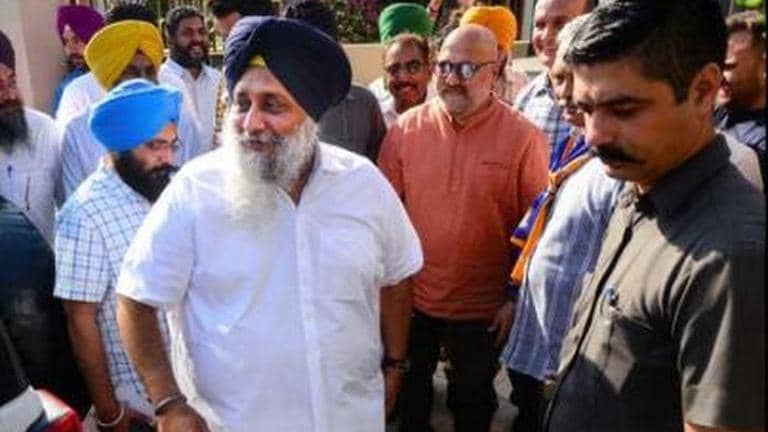 Amid buzz of BJP-SAD reunion, Sukhbir holds crucial meet | Republic World