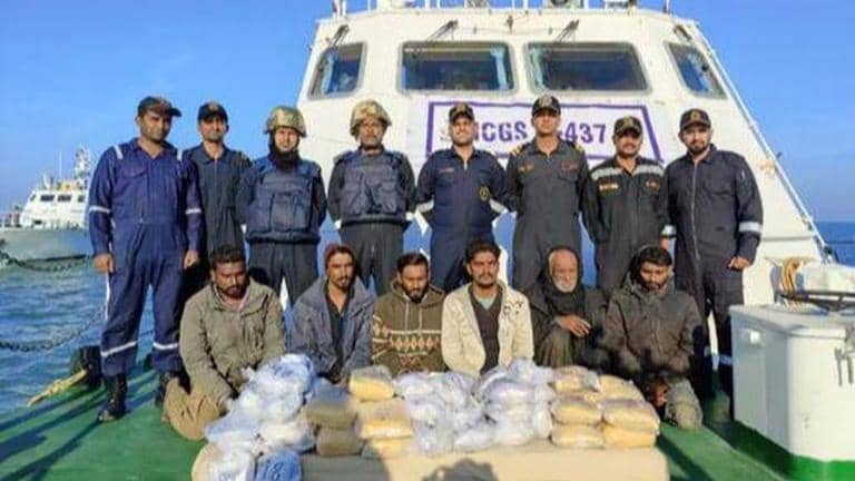 Pak boat seizure probe: Arms and drugs were supposed to land between ...