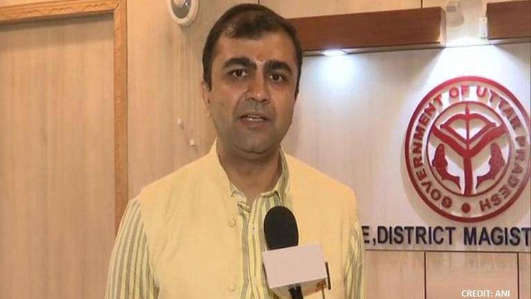 Lucknow DM reviews Coronavirus preparedness, instructs to conduct ...