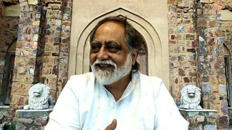 Aamir Raza Husain, Khoobsurat actor and renowned theater artist, dies ...