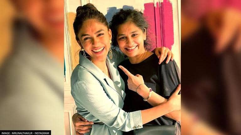 Mrunal Thakur to star in 'English Vinglish' director Gauri Shinde's ...