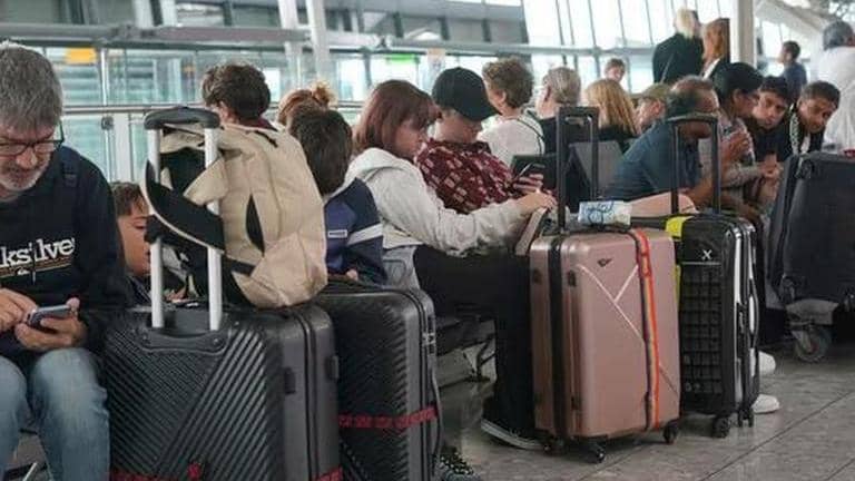 UK air traffic control chaos caused by ‘incorrect’ flight data ...