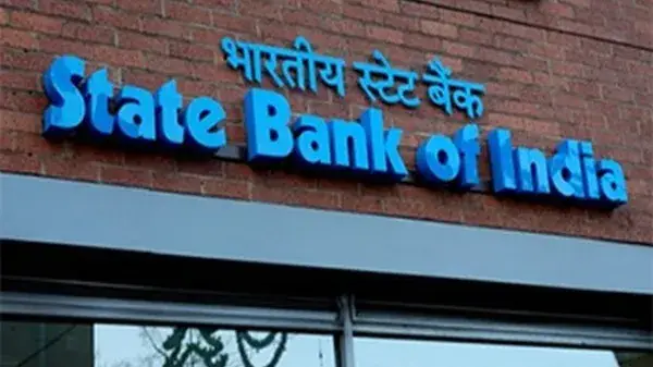 Sbi Staff Prevents Rs 13 Lakh Scam In Hyderabad Saves Senior Citizen