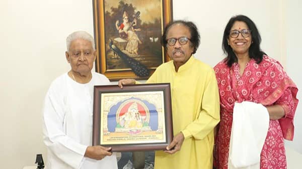 Pyarelal Sharma, Veteran Music Composer, Conferred With Lakshminarayana ...