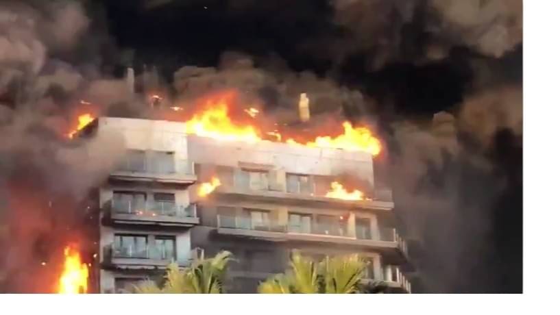 Spain: Massive Fire Engulfs 2 Residential Buildings in Valencia, 7 Injured | Horrific Visuals ...