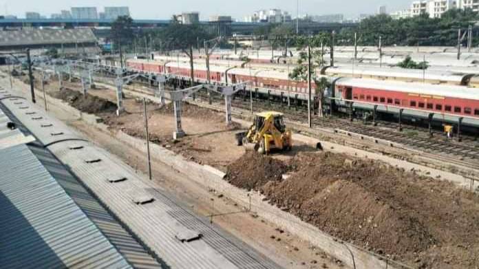 Mumbai's Lokmanya Tilak Terminus Set for Grand Expansion, Project Nears Completion | Republic World
