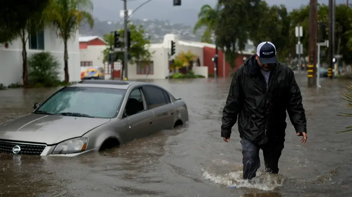 Historic rainfall submerges Southern California as floods unleash chaos ...