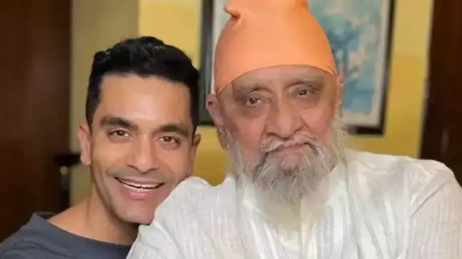 Angad Bedi's eulogy for father Bishan Singh Bedi | Republic World
