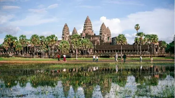 Cambodia's Angkor Wat temple becomes the world's eighth wonder, beats ...