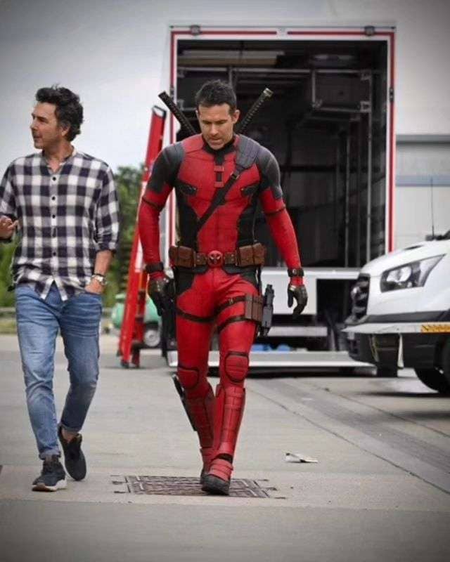 Ryan Reynolds drops new look in his Deadpool 3 suit on New Year’s day ...