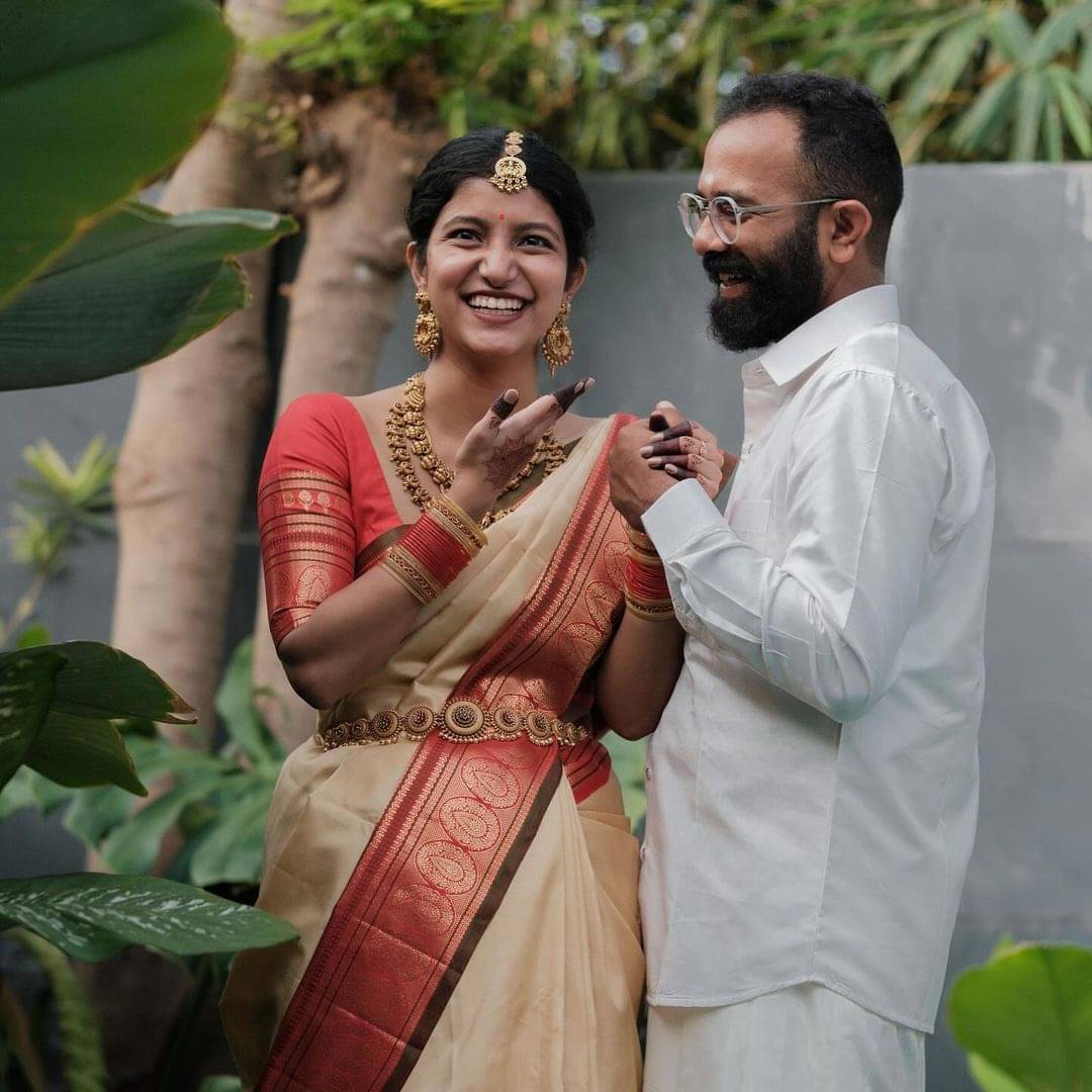 Good Night Star Meetha Raghunath Ties The Knot In A Traditional South ...