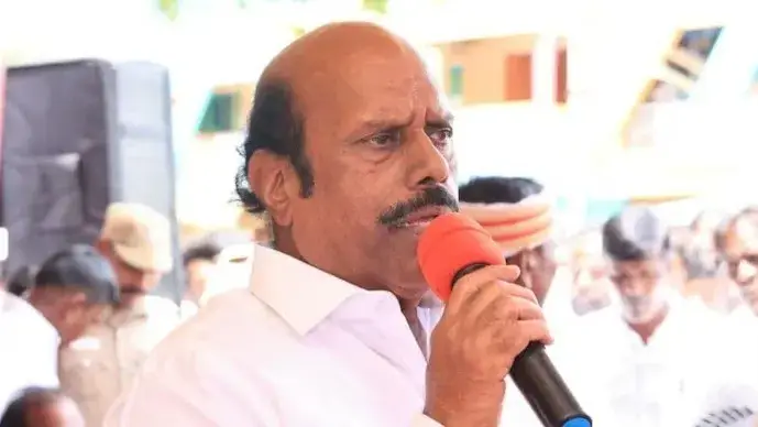 I-T raids properties linked to TN Minister Velu | Republic World