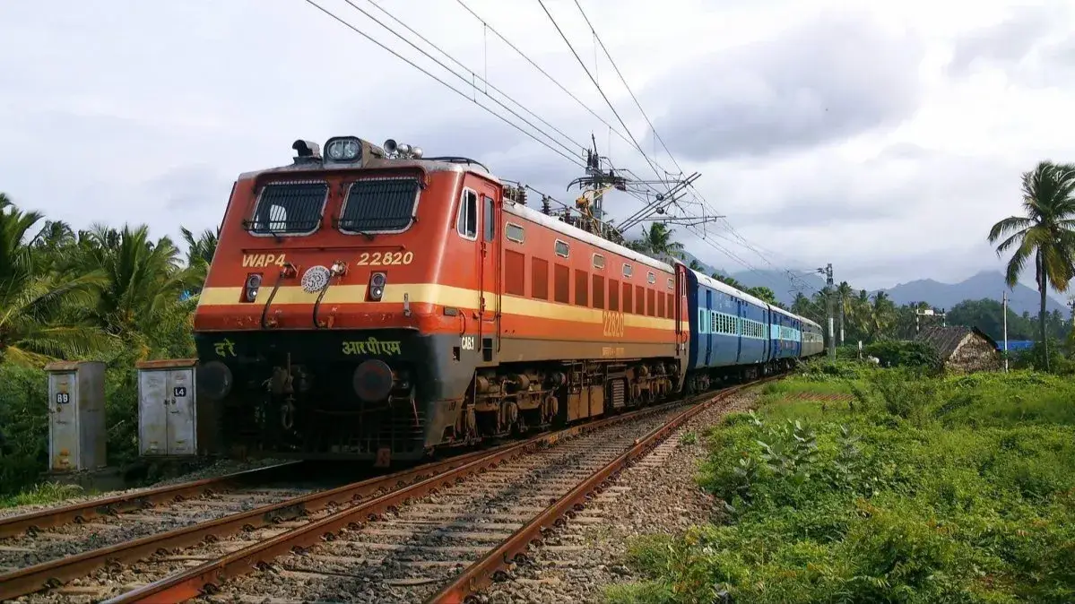 Indian Railways Conduct Speed Trial at 130 Kmph Between New Jalpaiguri ...