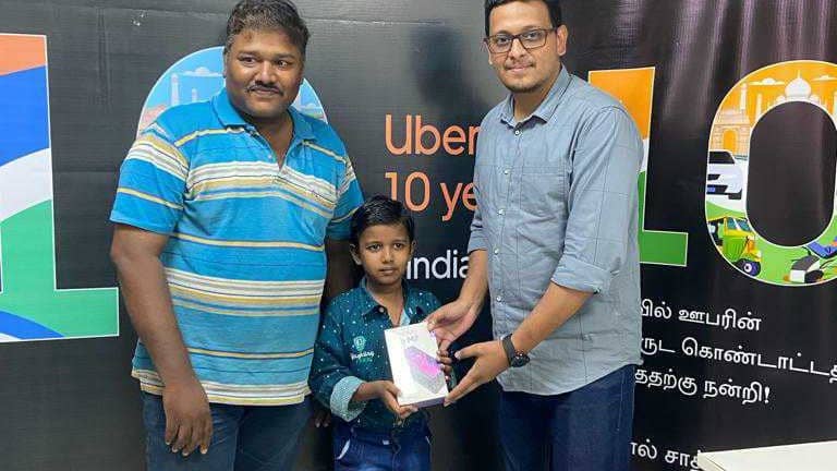 Uber offers scholarships to its drivers' kids | Republic World