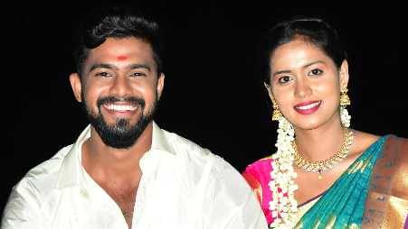 Kumbaari's second single is romantically powerful | Republic World