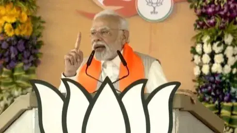 PM assures people of ‘Modi guarantee’ | Republic World