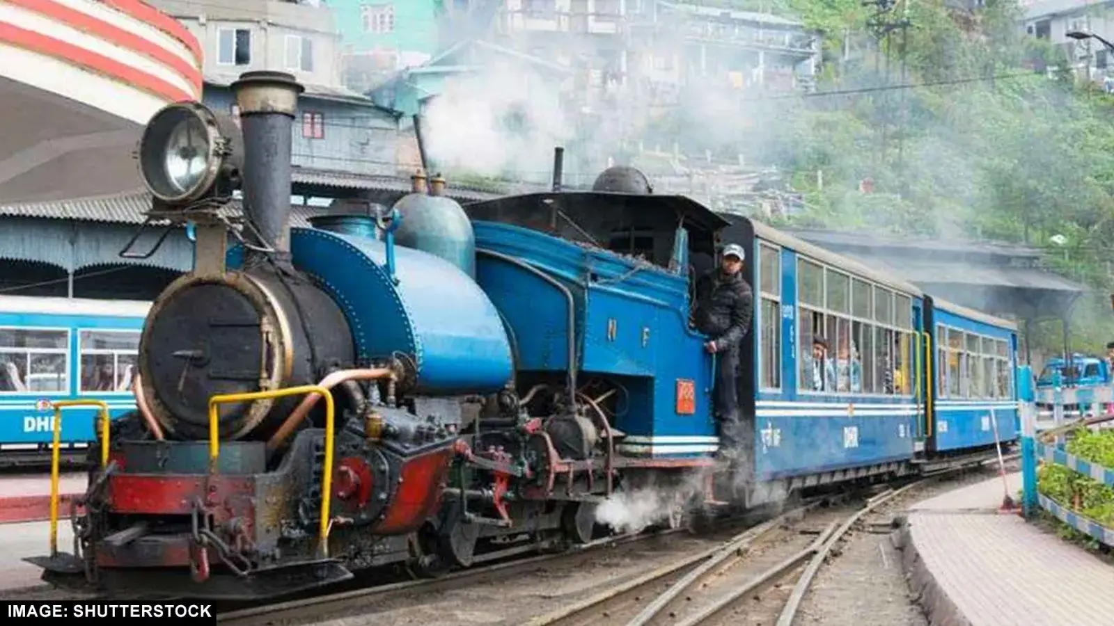 Darjeeling Toy Train Joy Ride Turns Tragic: Steam Loco With 59 ...