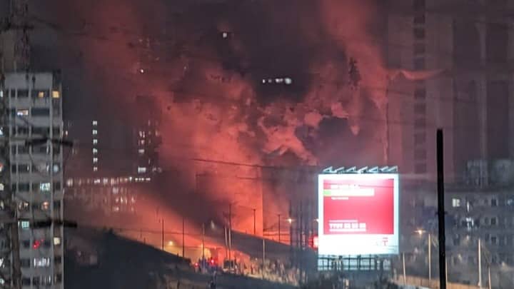 Fire Breaks Out at High-Rise Building in Mumbai's Goregaon, 8 Tenders ...