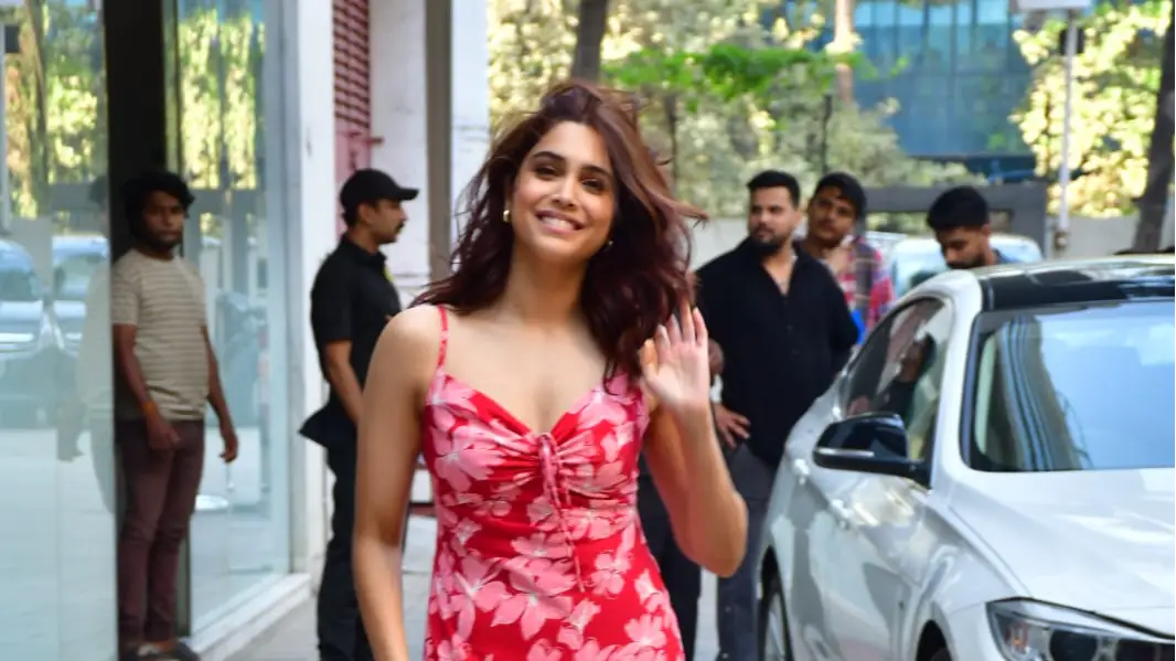 Sharvari’s Christmas Is All About Safari, Stars And Tigers: Photos ...