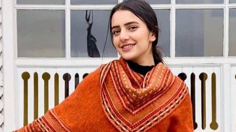 Neerja actress Aastha Sharma's shooting sequences makes her father cry ...