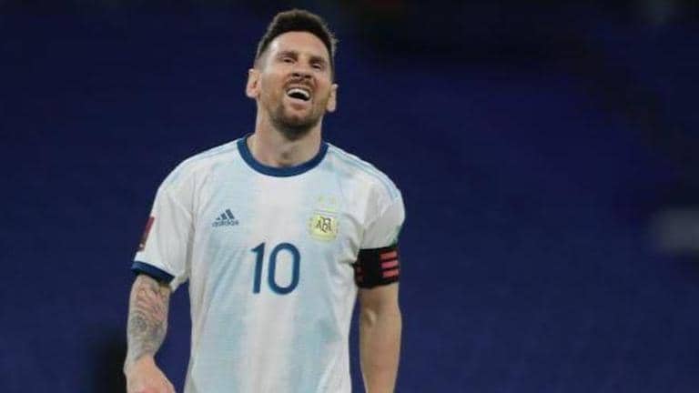 Lionel Messi unhappy with referee after Argentina scrape past Peru in ...