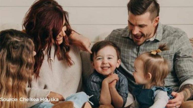 Chelsea Houska shares first glimpses of new-born baby: 'Surprised us by ...