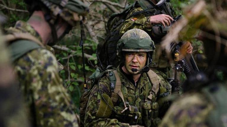 Canada's military allows skirts, facial tattoos and hair colouring for ...