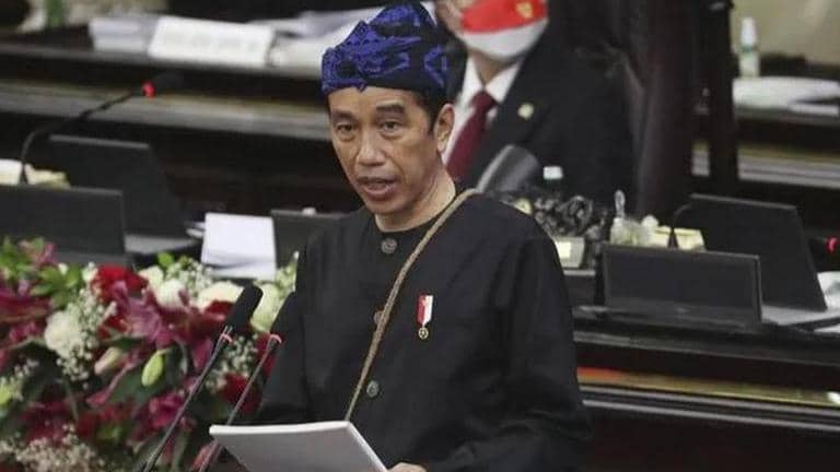 Indonesian President Joko Widodo visits quake-hit Cianjur as search ...