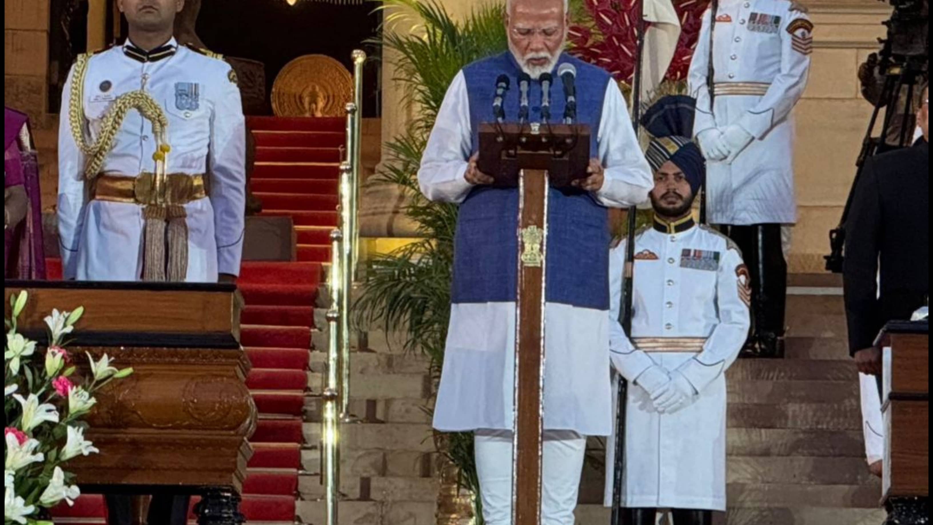 White Kurta And Churidar With Blue Jacket: Modi's Pick For 3rd Swearing ...