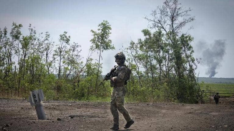 Ukraine aims to wear down a Russian enemy engrossed in infighting ...