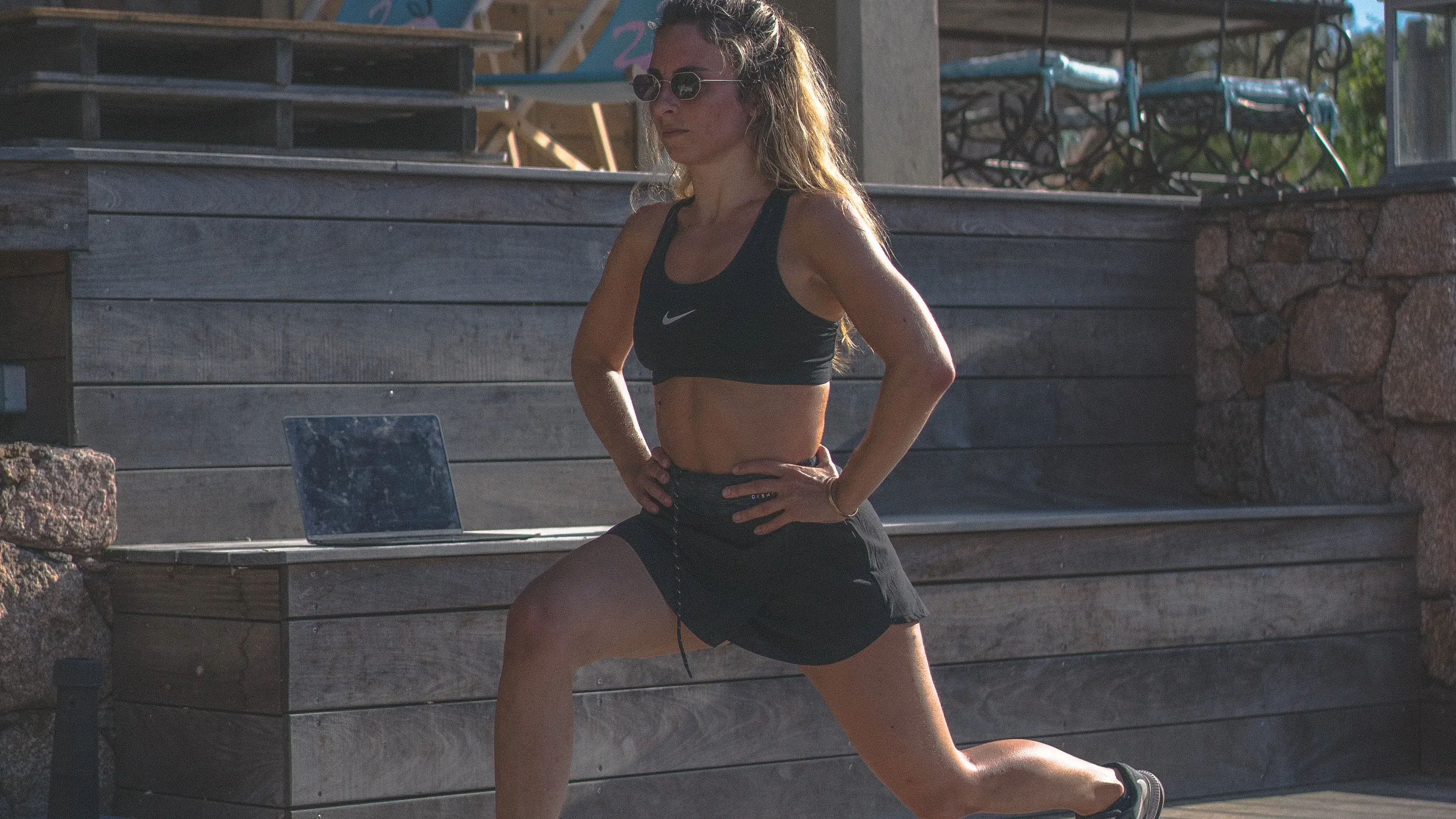 Walking Lunges: Mastering This Workout And Its Key Benefits | Republic World