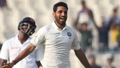 'Old Bhuvi is back': Fans could not keep calm as Bhuvneshwar Kumar ...