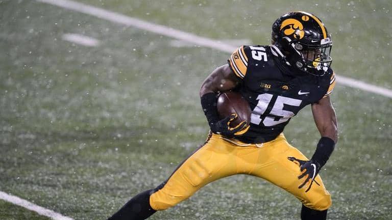 No. 19 Iowa beats No. 25 Wisconsin 28-7 for 6th win in row | Republic World