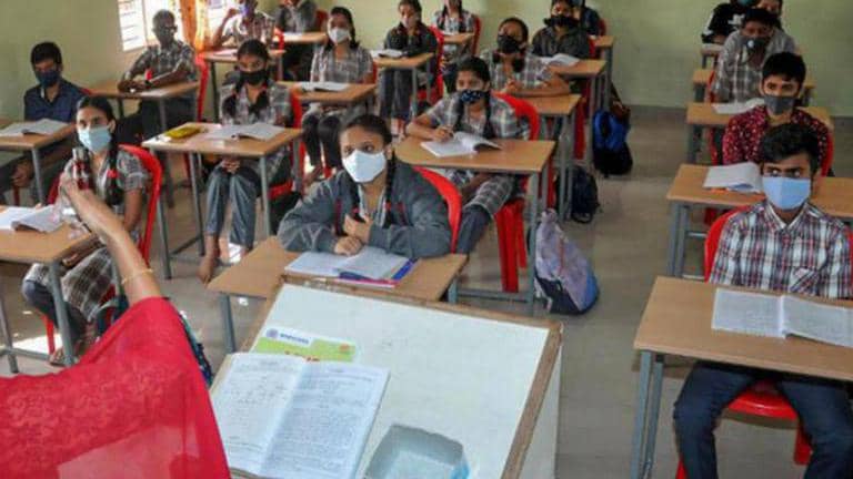 Students return to classes in more states following ebbing of COV ...