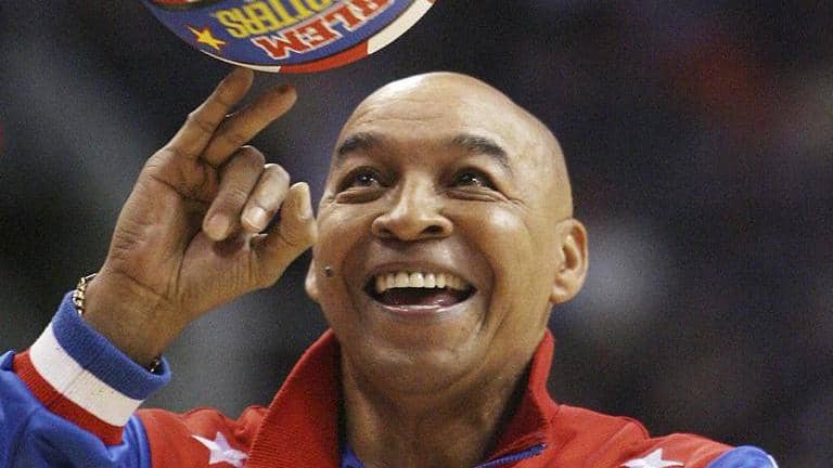 Harlem Globetrotters great Curly Neal dies at 77 | Republic World