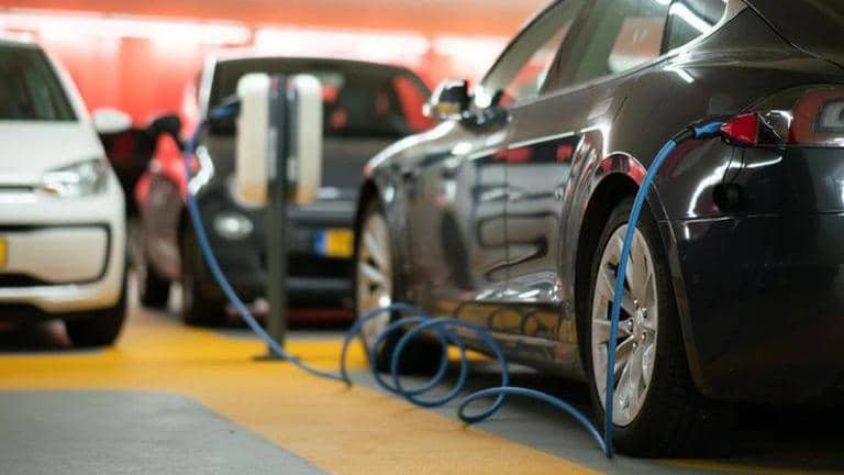 Tata Power to set up EV charging stations at Apollo Tyres' vehicle ...