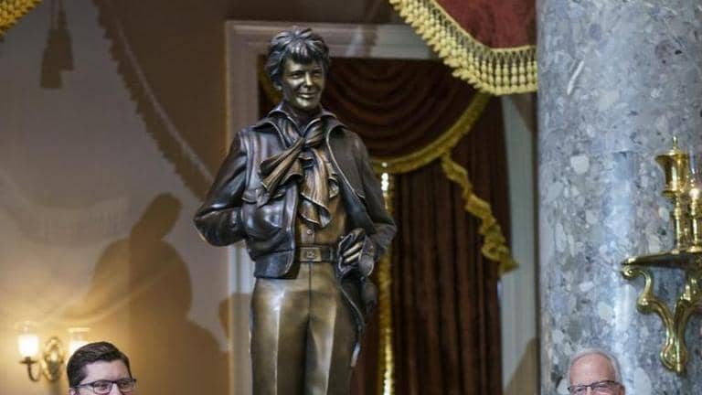 Amelia Earhart statue unveiled at the US Capitol | Republic World