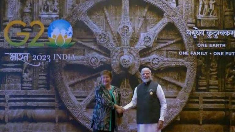 India features Konark Wheel as PM Modi receives G20 leaders at Bharat Mandapam | Republic World