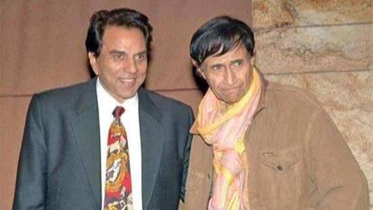 Dharmendra recalls waiting in long lines to watch Dev Anand's films ...