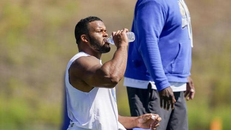 Aaron Donald avoids fights, stays focused on preparation during Rams ...