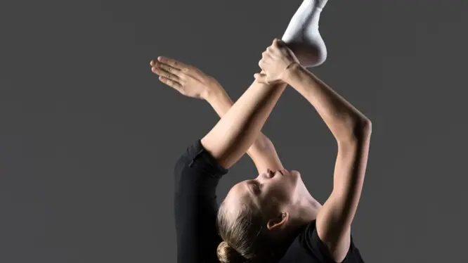 Dancer Yoga Poses: Benefits To Maintain Body And Mind | Republic World