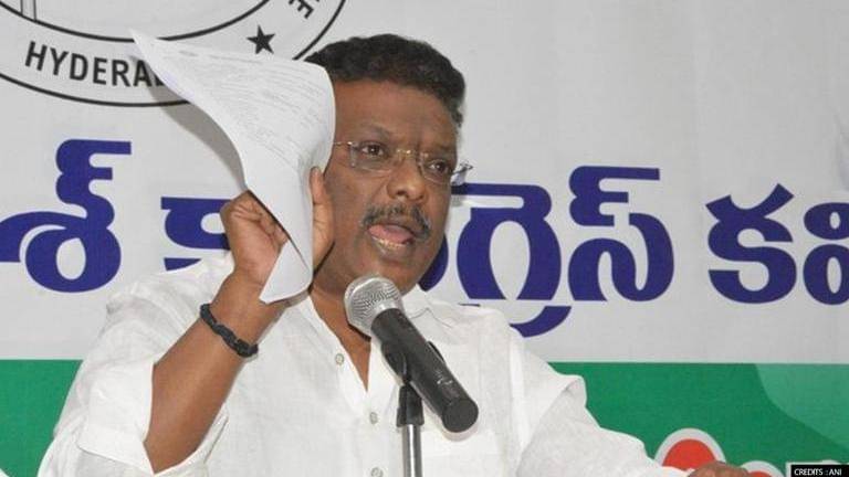 Dasoju Sravan lambasts TRS over filing 'false' cases against Congress ... Dasoju Sravan lambasts TRS over filing 'false' cases against Congress ...
