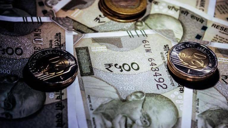Rupee weakens by 5 paise, closes at 82.02 against US dollar | Republic ...