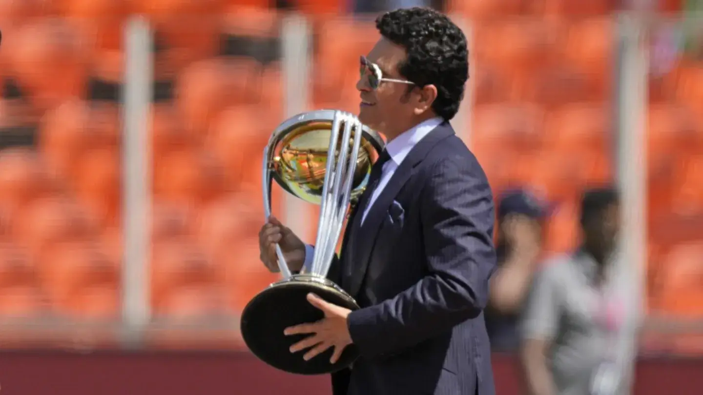 Teacher’s Day 2025: Sachin Tendulkar Honours Coach Ramakant Achrekar ...