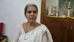 Kochi Woman, 71, Becomes First in Kerala to Hold 11 Driving Licenses ...