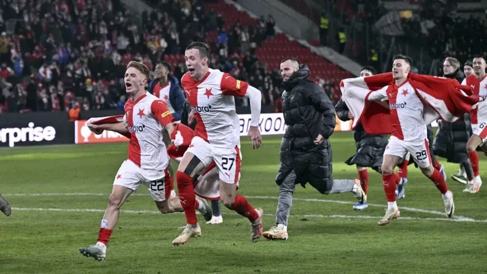 Pavel Tykac buys Prague : Czech billionaire Pavel Tykac acquires Slavia ...