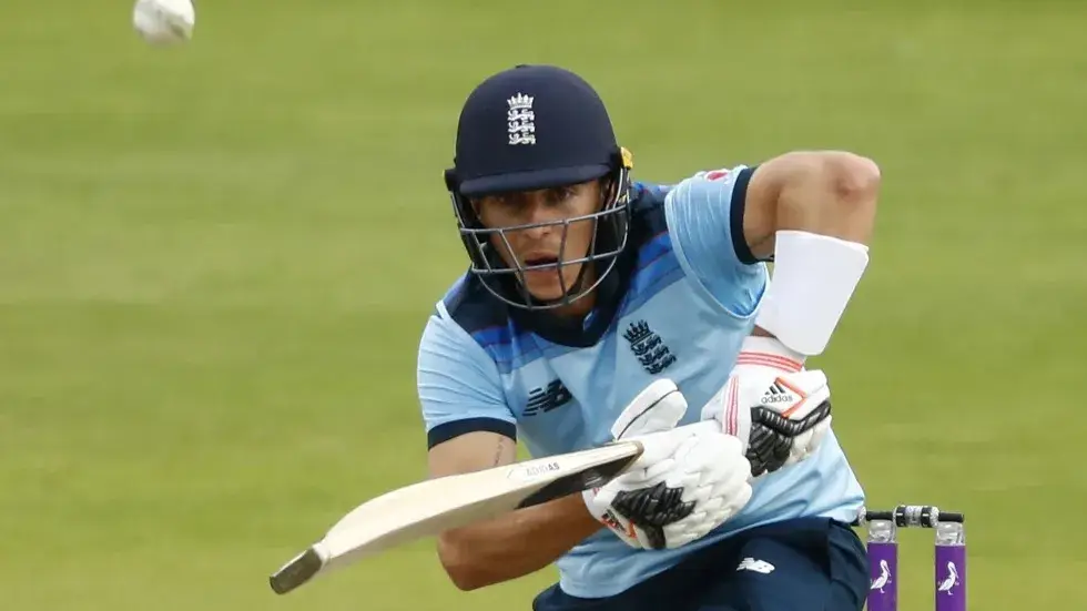 'I am genuinely sorry': Tom Curran regrets intimidating umpire after ...