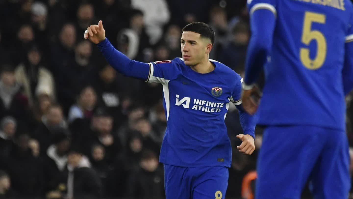 Enzo Fernandez showcases brilliance with stunning freekick goal against ...